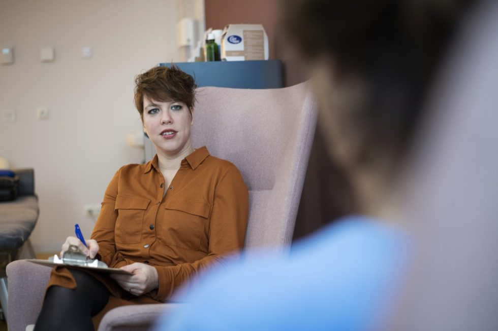 5 Reasons *Everyone* Should Be Talking to a Therapist - Flourish Psychology